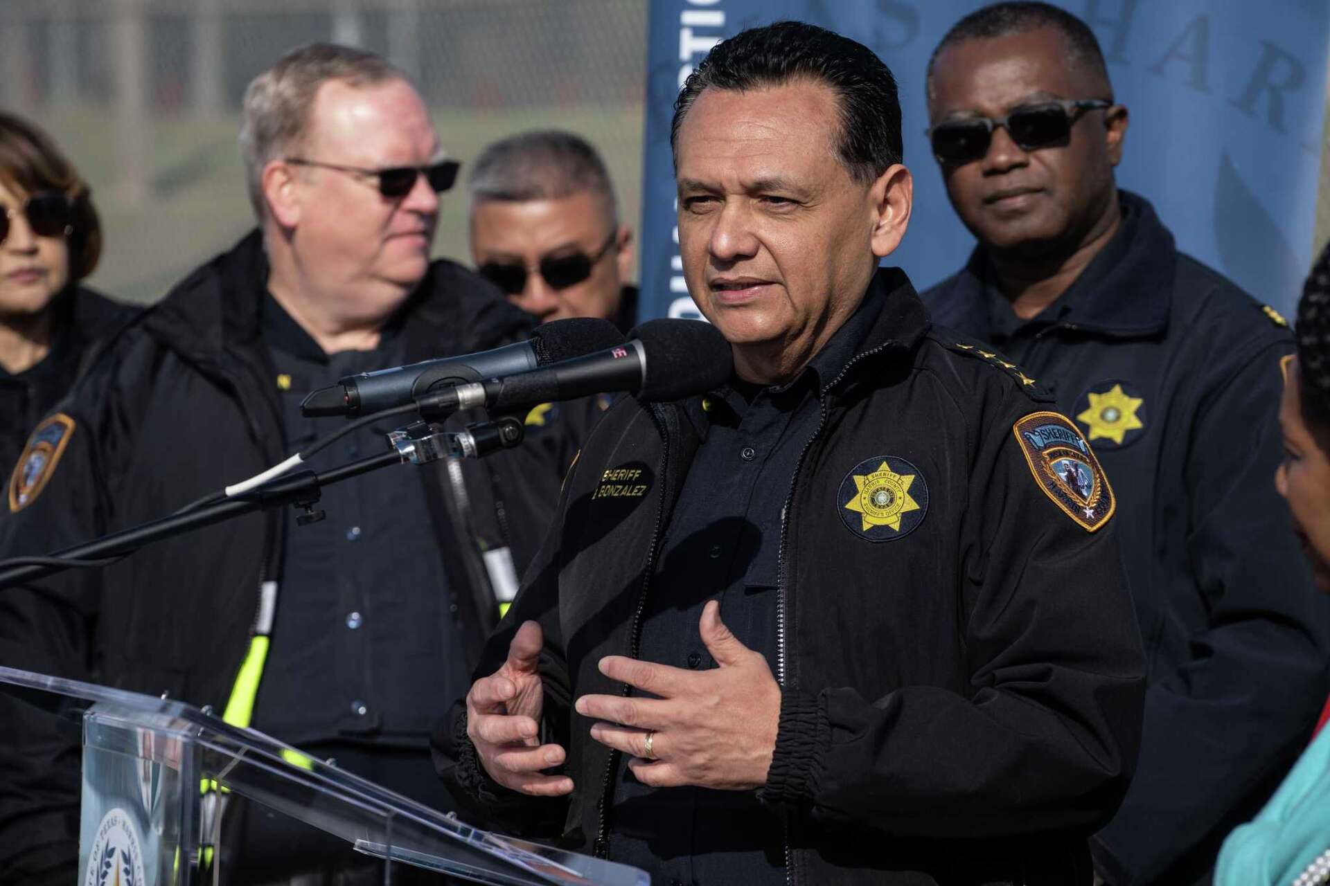 Harris County OKs measures to support adding courts, public defenders