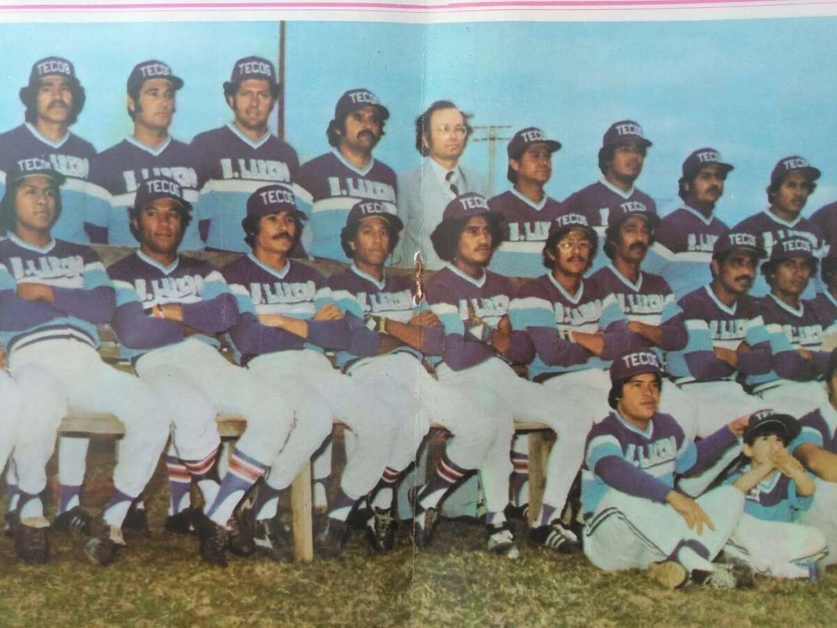 Tecos, Mexican Baseball legend looks back on his historic career