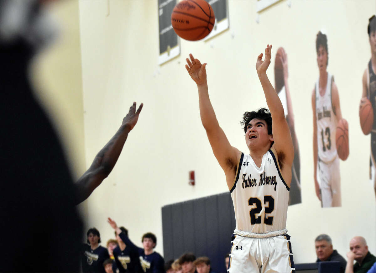 Jacob Huber scored 25 points to lead Father McGivney to win over SIUE