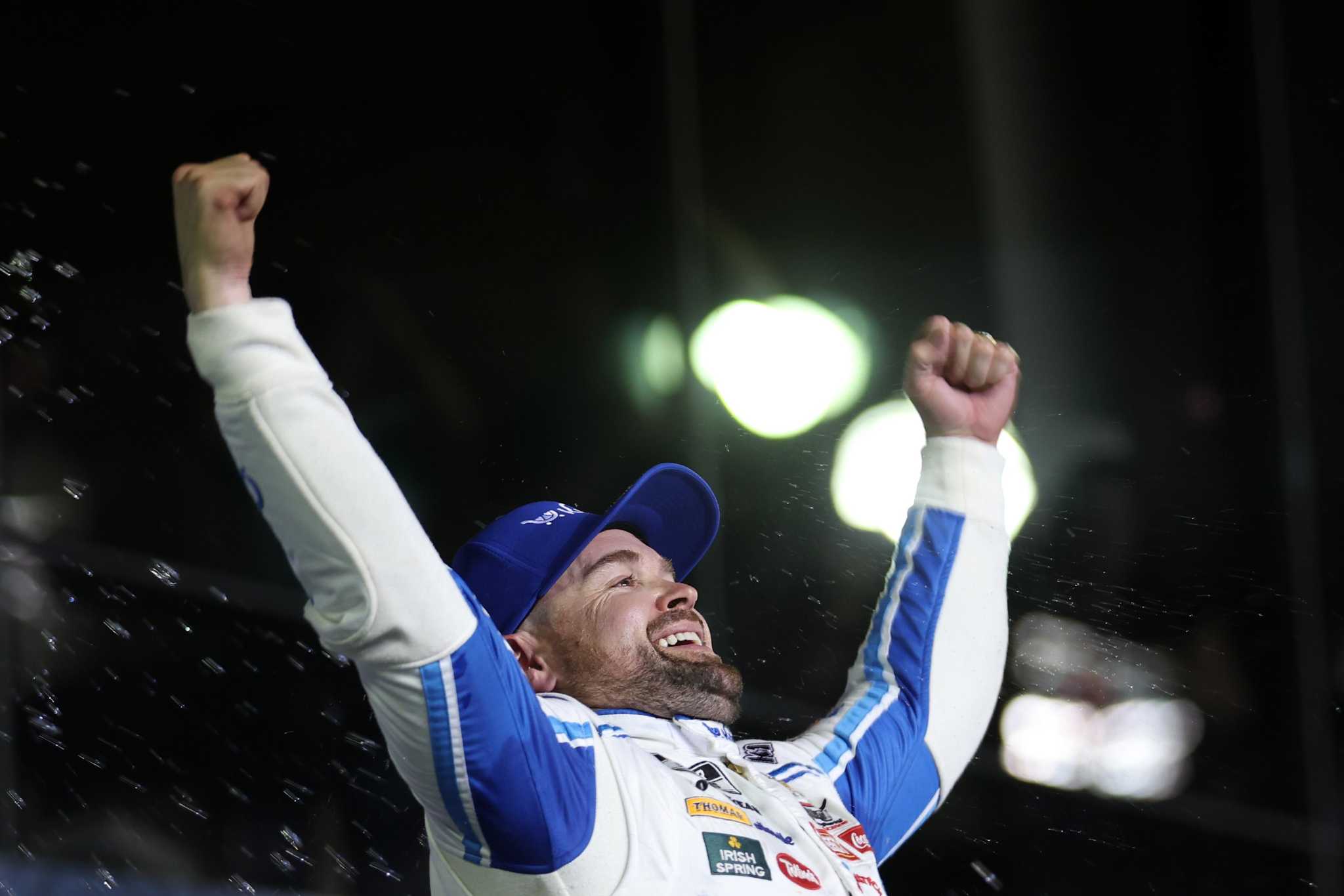 Ricky Stenhouse Jr. goes extra to win his first Daytona 500
