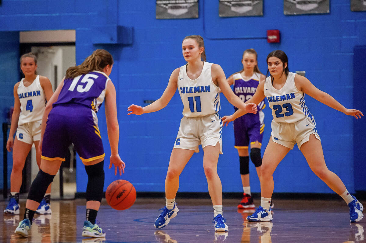 CBA girls hold off Comets