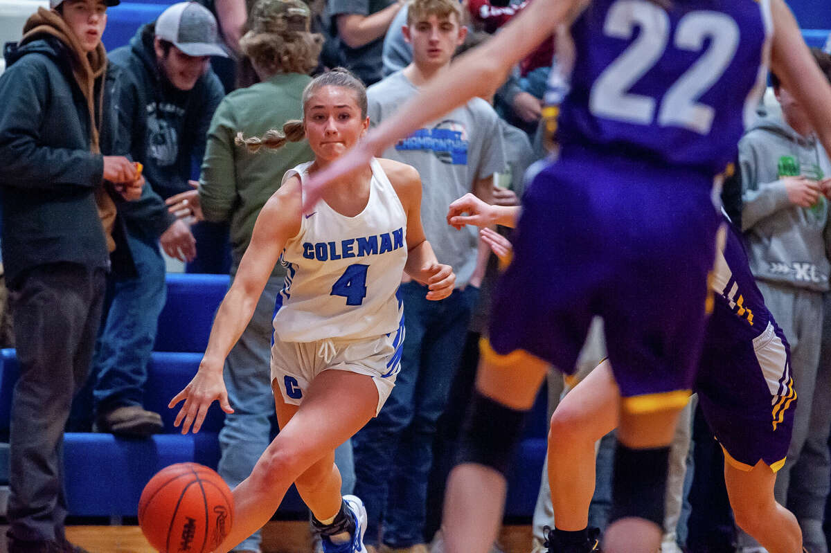 CBA girls hold off Comets