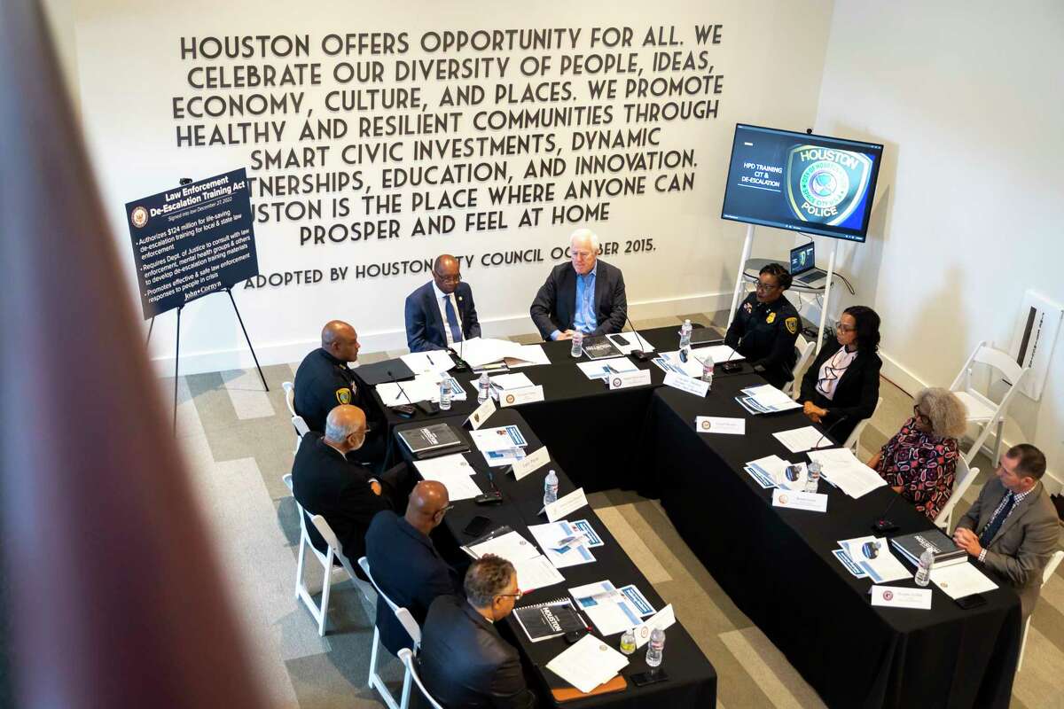 Texas police de-escalation training lauded by Cornyn, Houston leaders