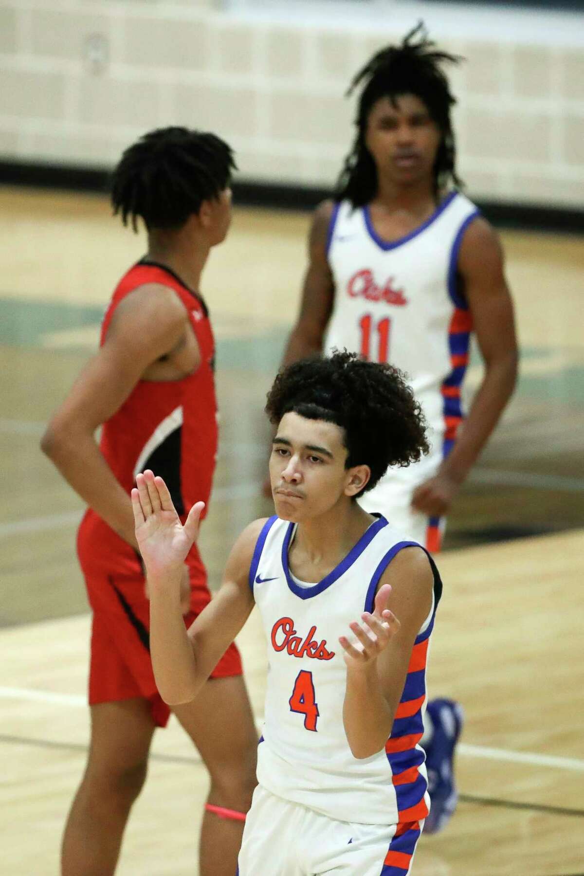 Grand Oaks runs away in second half to win first bi-district title