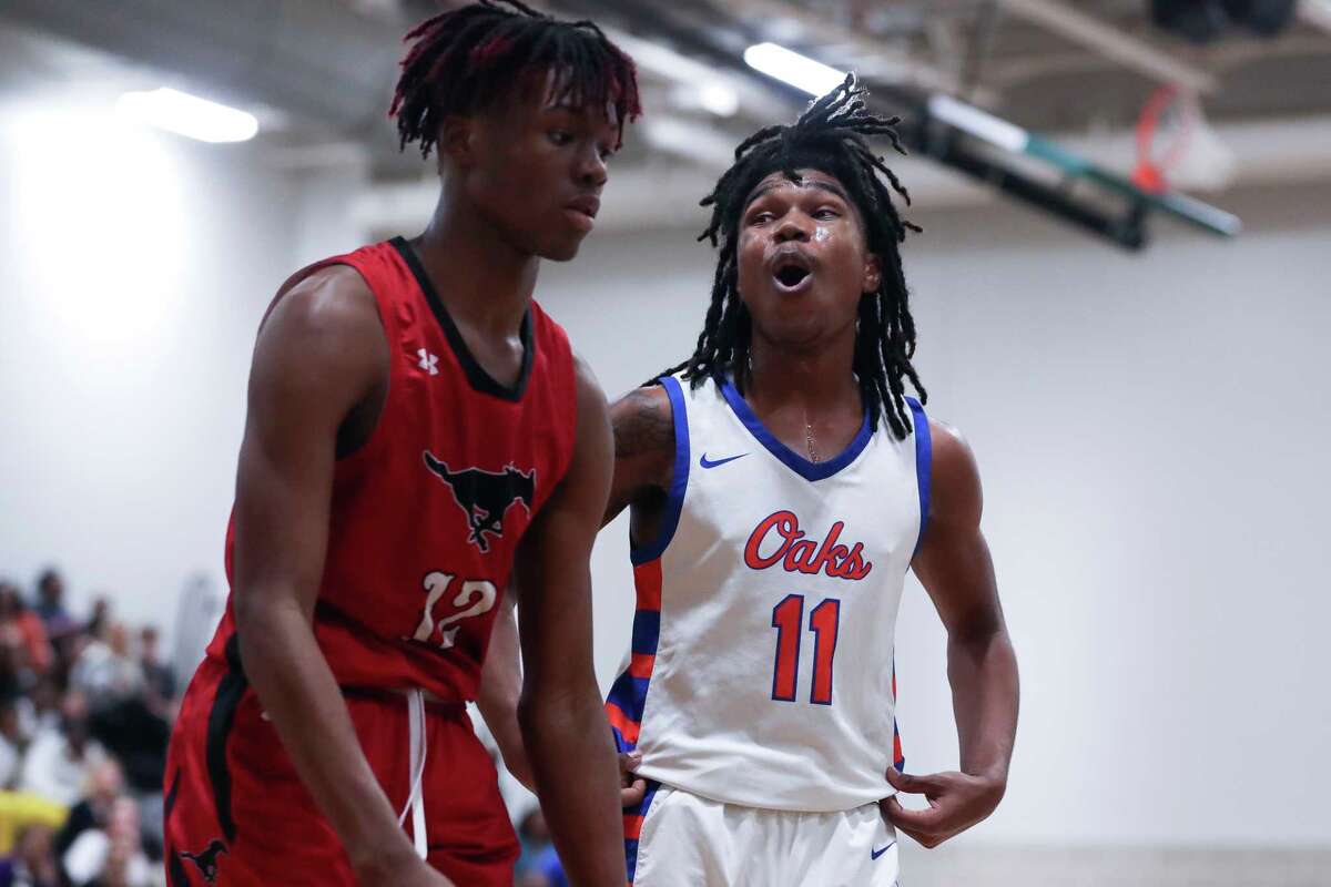 Grand Oaks runs away in second half to win first bi-district title