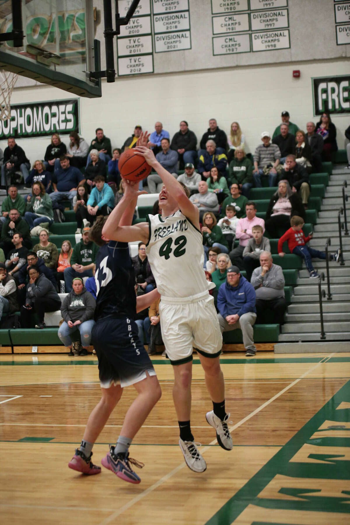 Red hot: Freeland boys win ninth straight