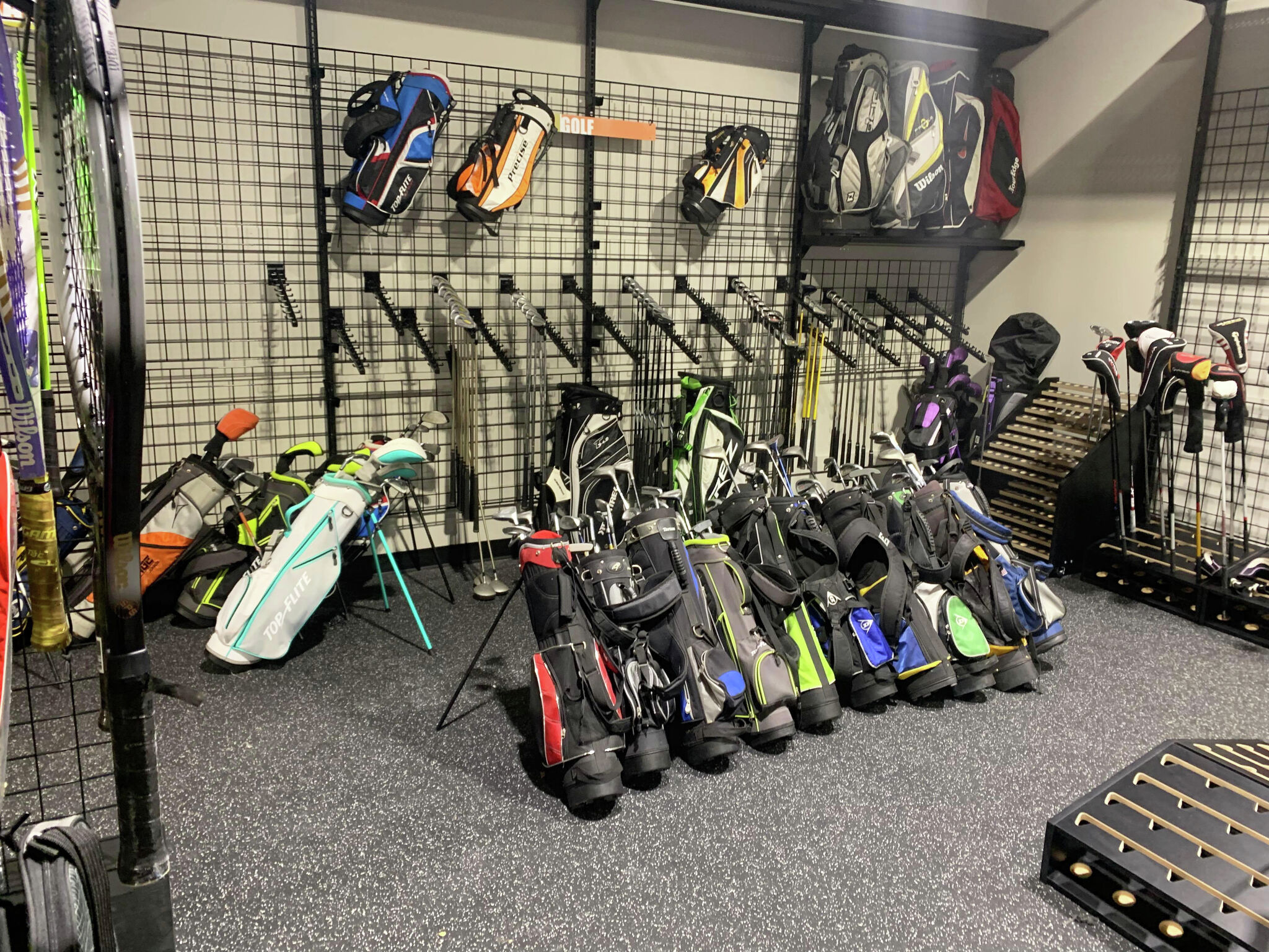 Edwardsville s Play It Again Sports now open to buy
