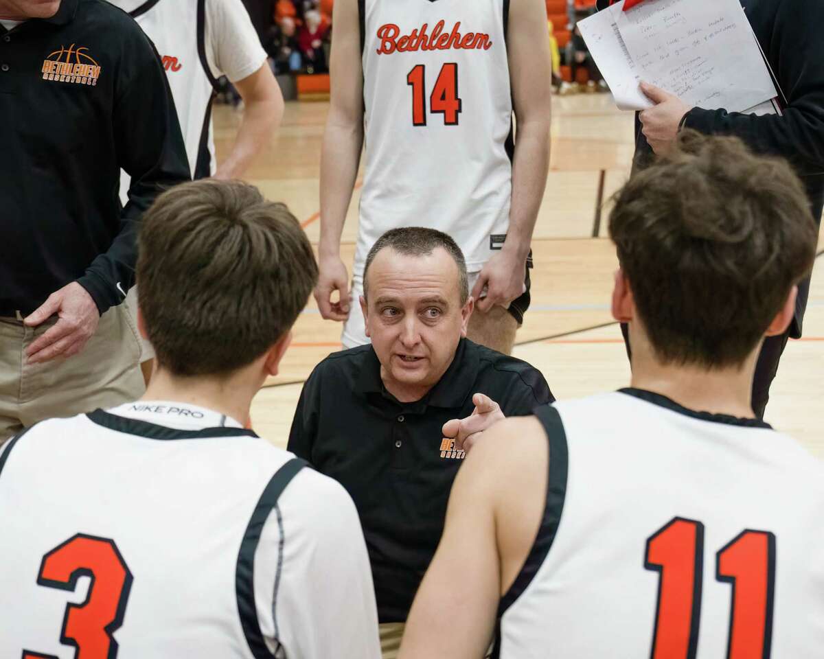Cam LaClair's tip-in at the buzzer allows Bethlehem boys' to win in OT
