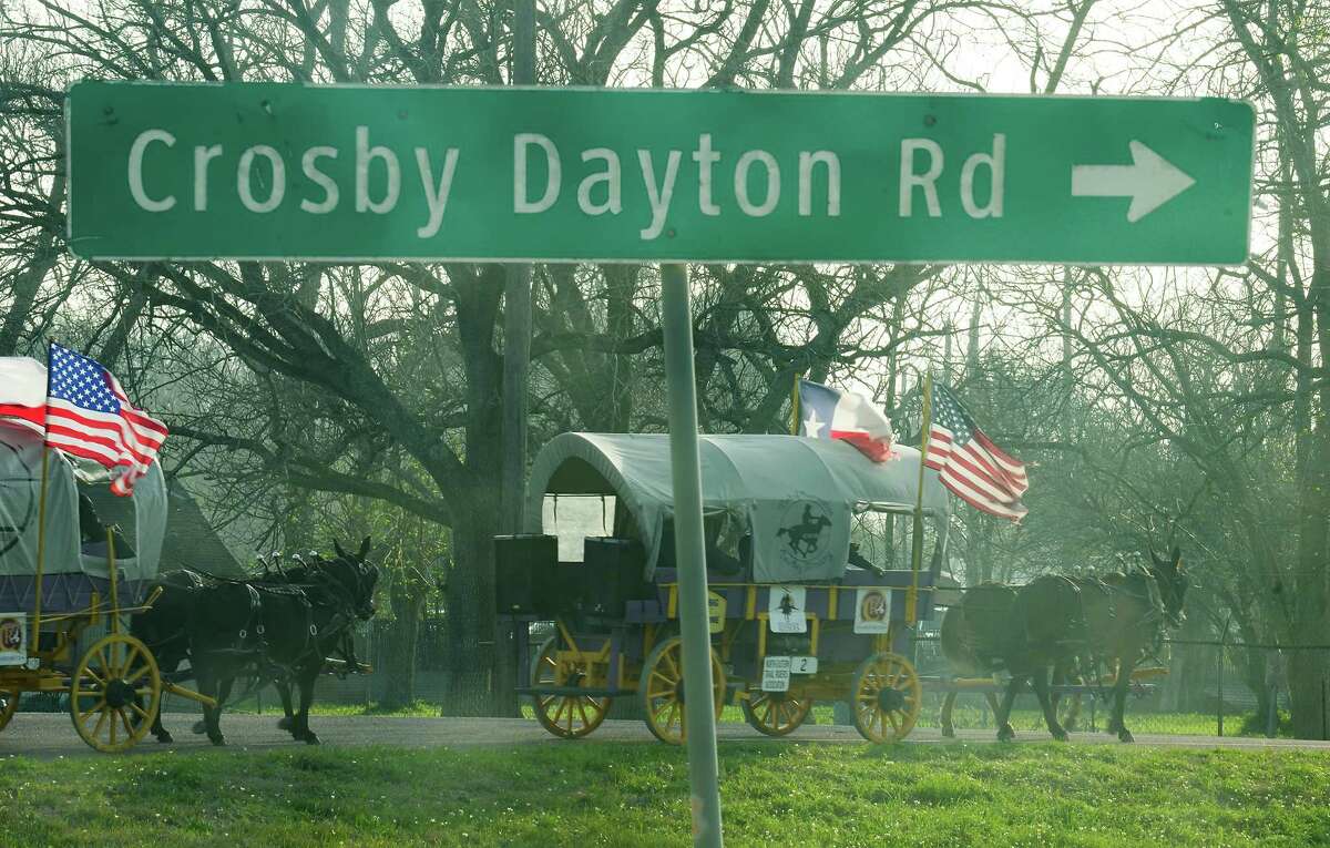 Houston rodeo trail ride: Riders reach downtown Houston rodeo parade
