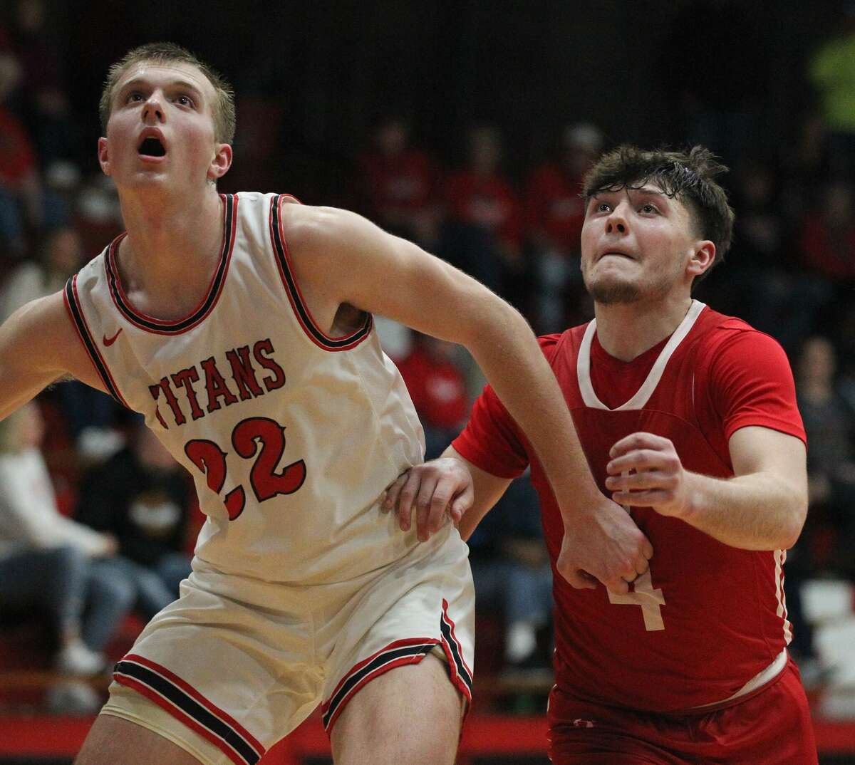 Stunner: Jacksonville boys' basketball upsets Chatham