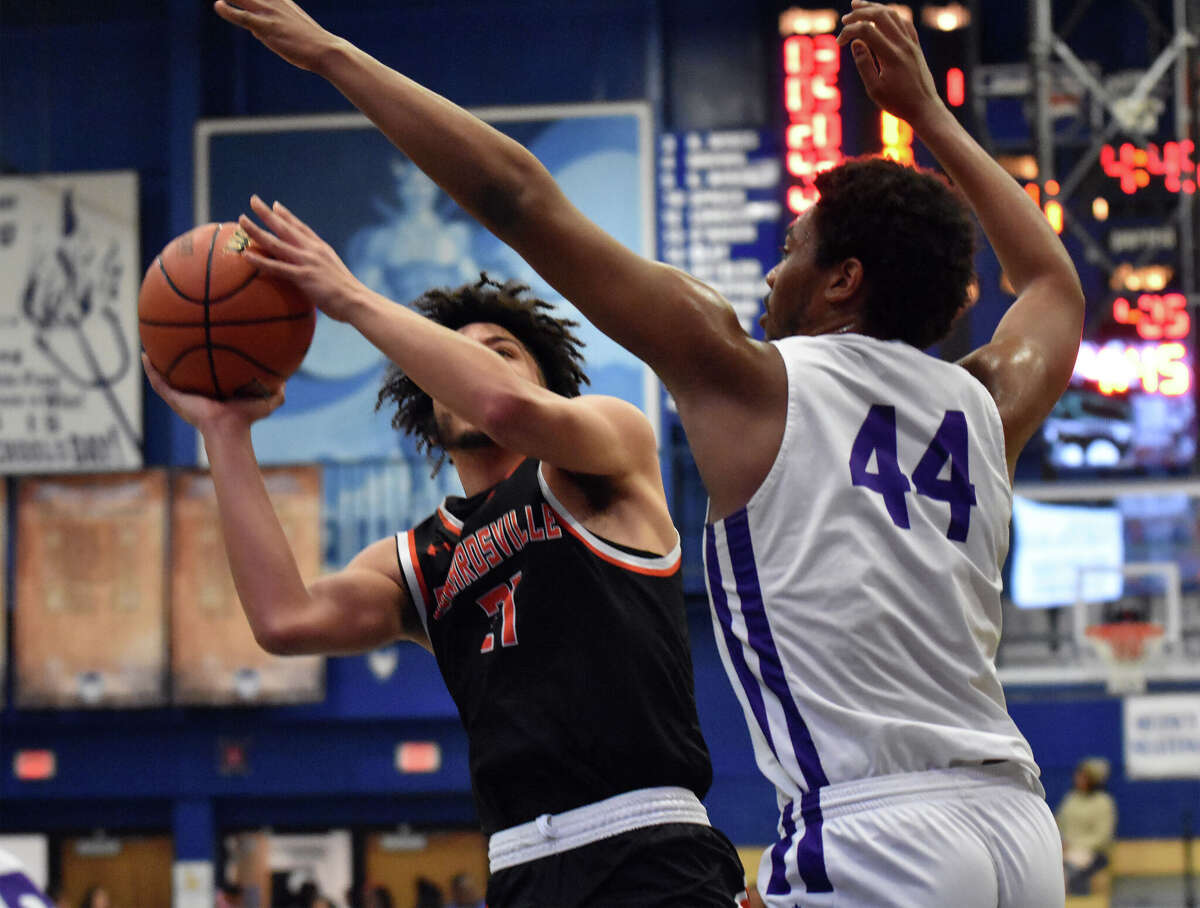 Edwardsville's season ends with loss to Collinsville in Quincy