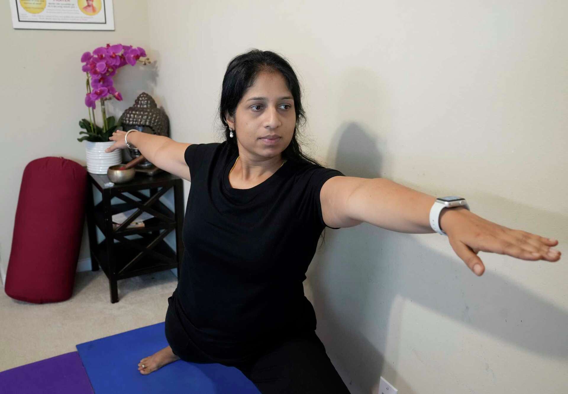 MD Anderson employs yoga in cancer treatment to reduce stress