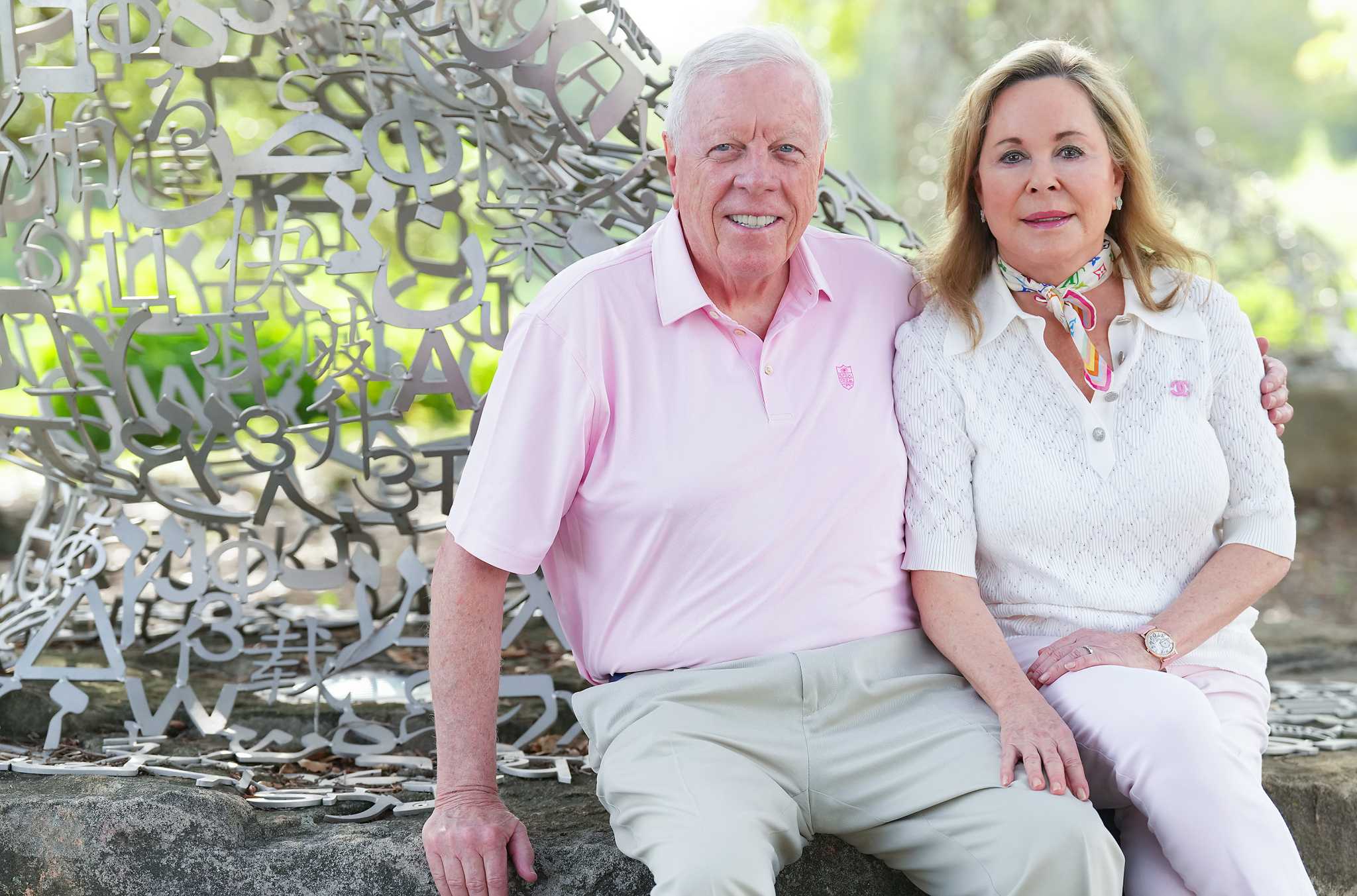 Houston billionaires Nancy and Rich Kinder pledge $10B to charity