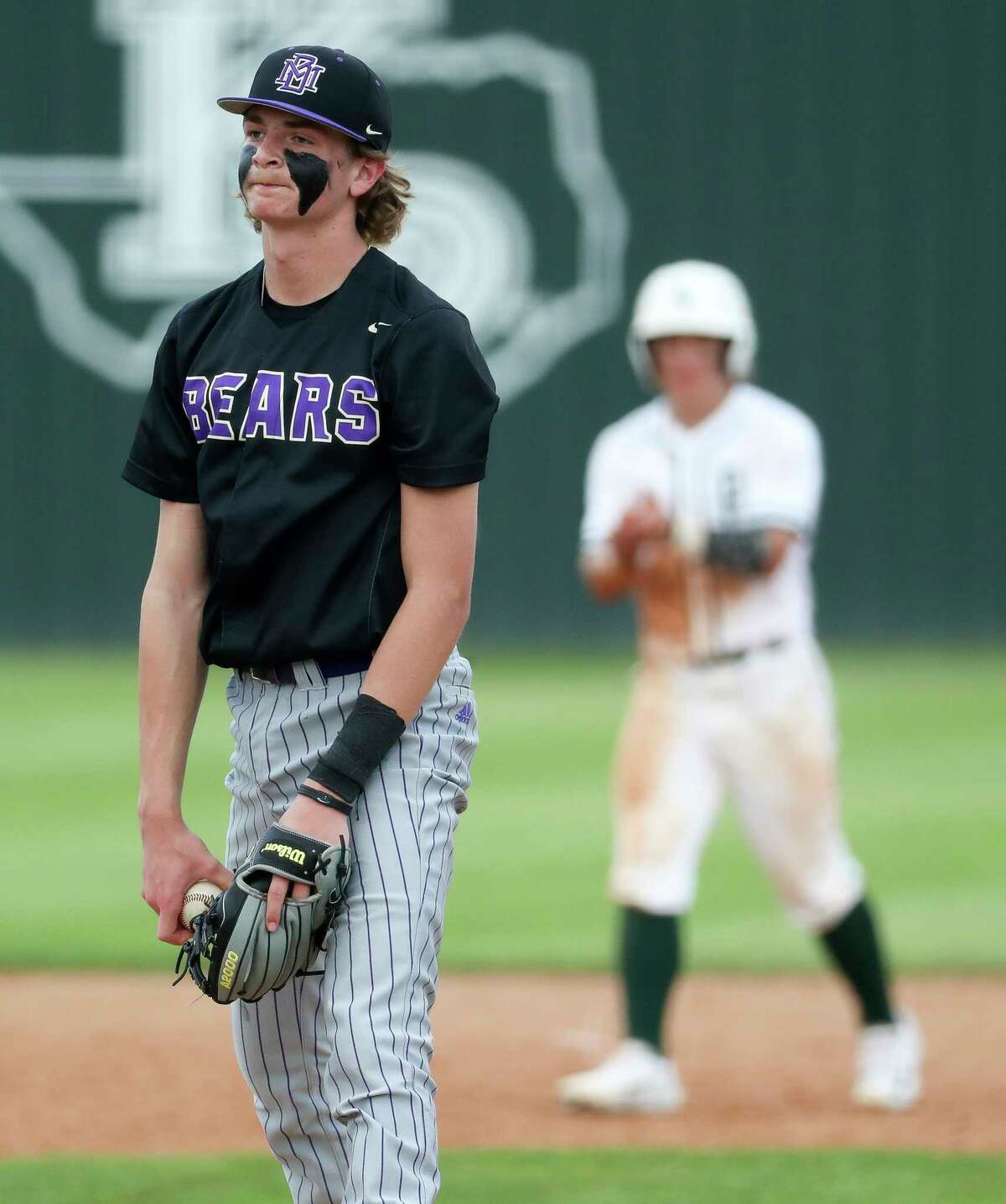 Lake Creek opens tourney with strong win against Oak Ridge