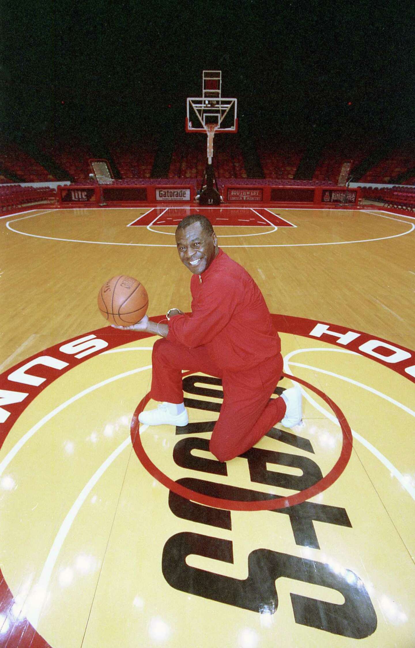 Calvin Murphy: Twirling champion, basketball legend and fashion icon