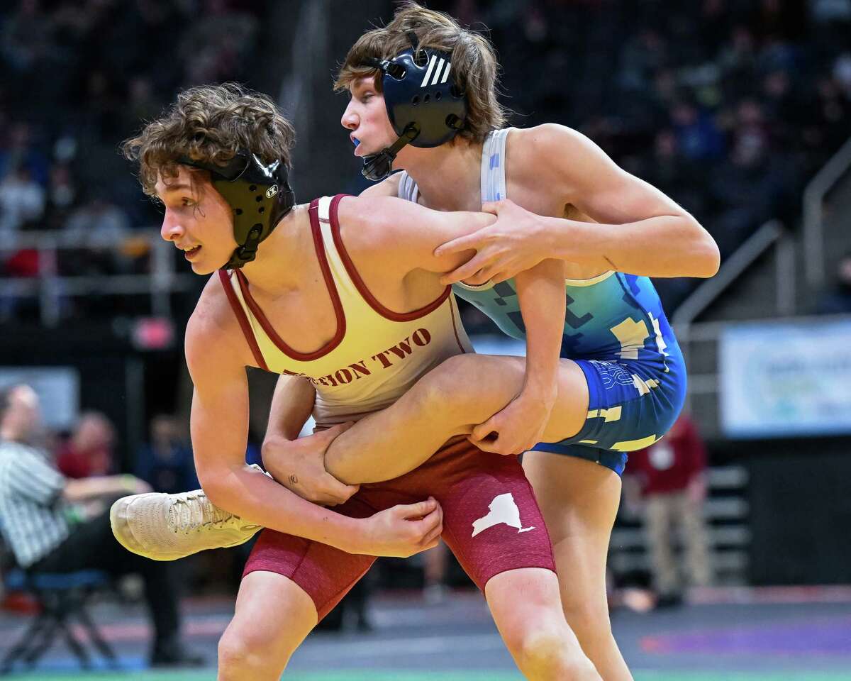 Thirteen Section II wrestlers advance to semifinals at state event