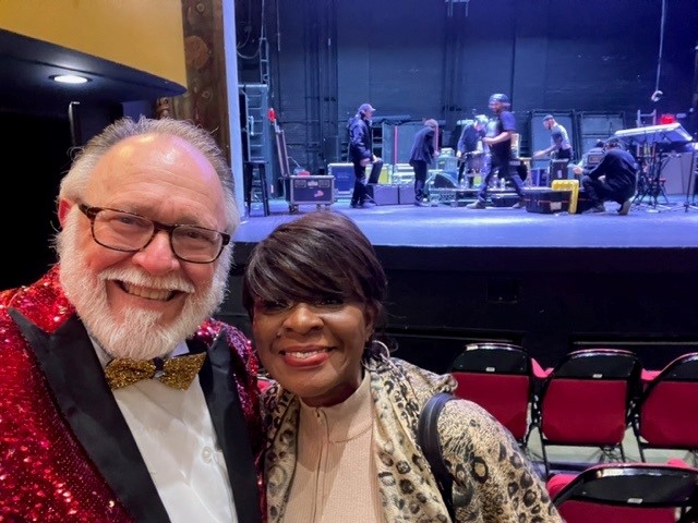 Disco stars snack on cupcakes, Paul McCartney on pizza