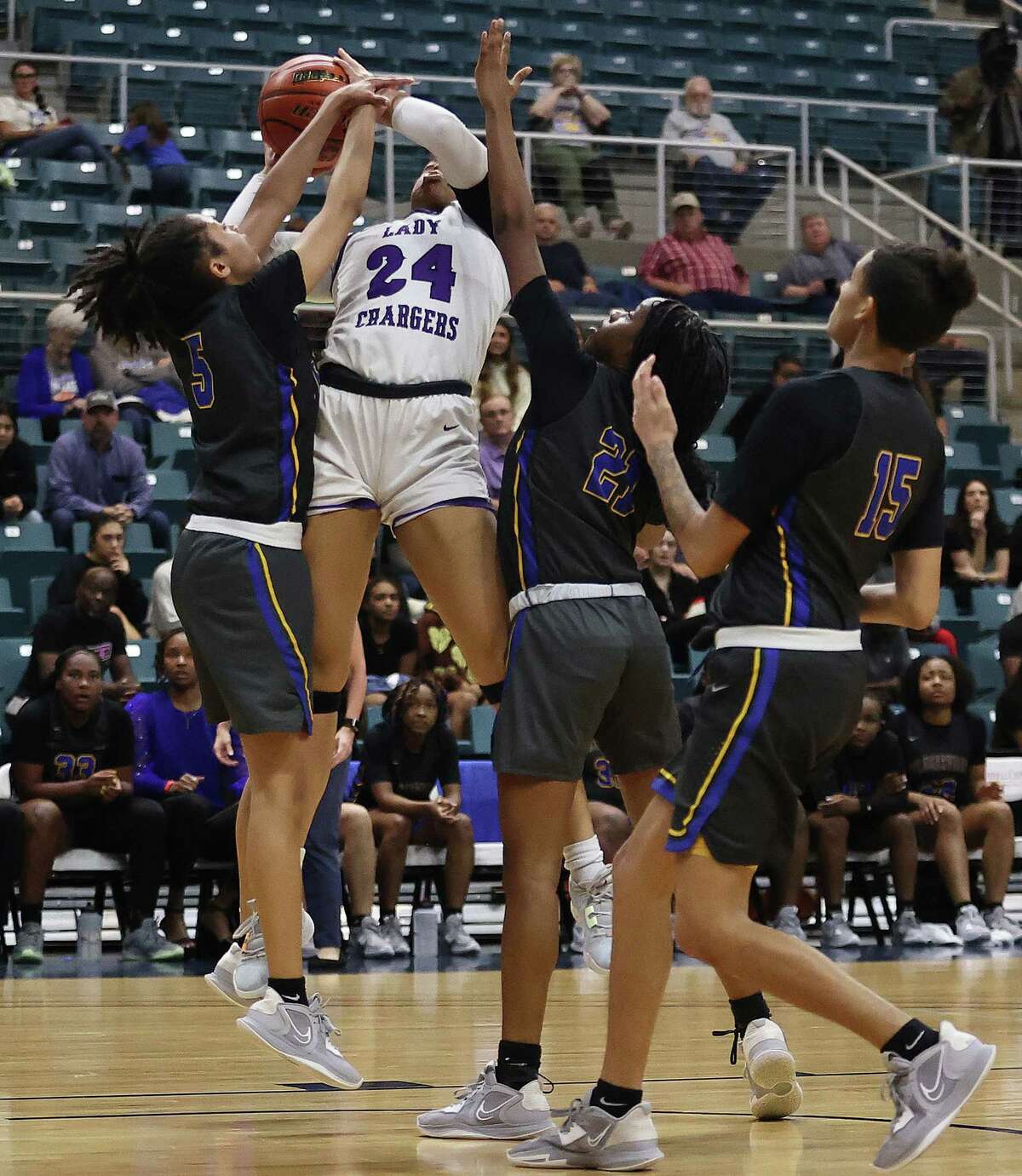 Region III-5A semifinals: Fulshear holds off Pflugerville