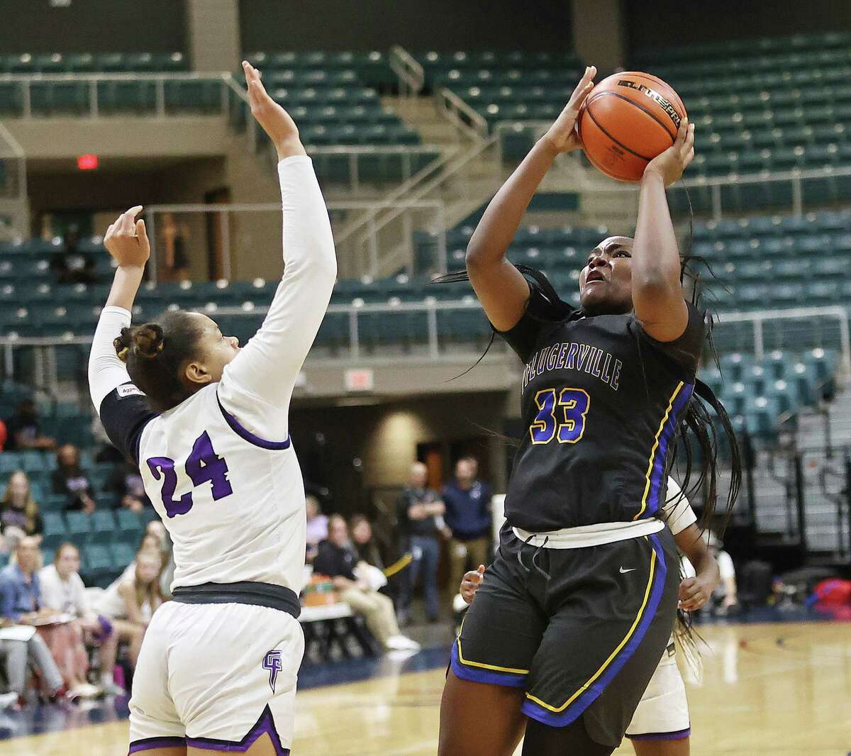 Region III-5A semifinals: Fulshear holds off Pflugerville