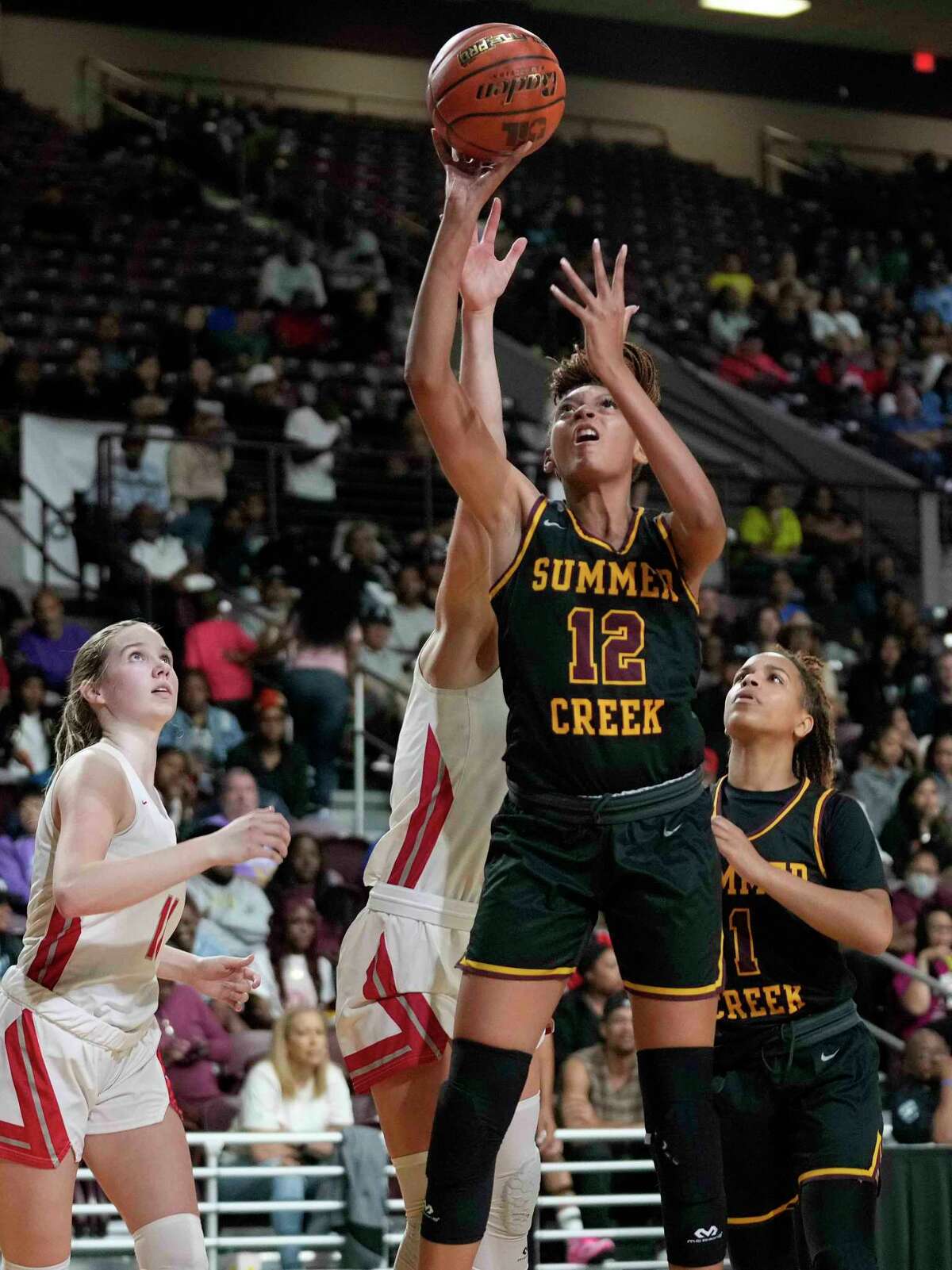 Summer Creek routs Memorial in Region III-6A semifinal