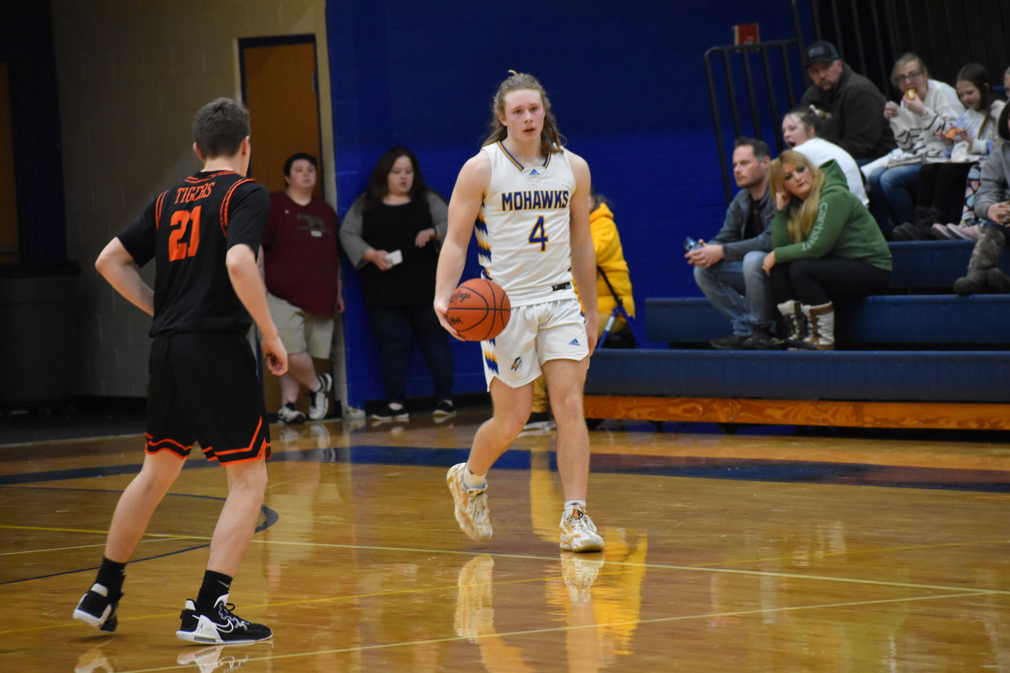 Basketball regular seasons wrap up amidst snowy week Basketball regular seasons wrap up amidst snowy week