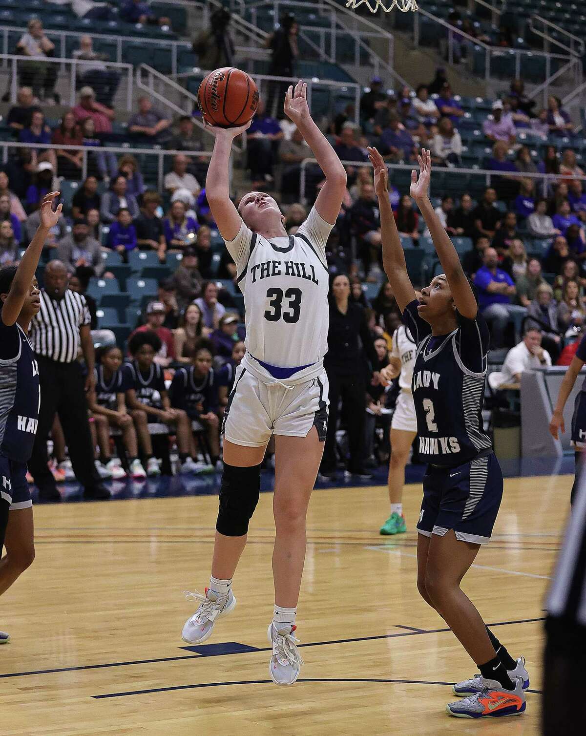 Barbers Hill Eagles fall to Hendrickson Hawks in regional semifinal