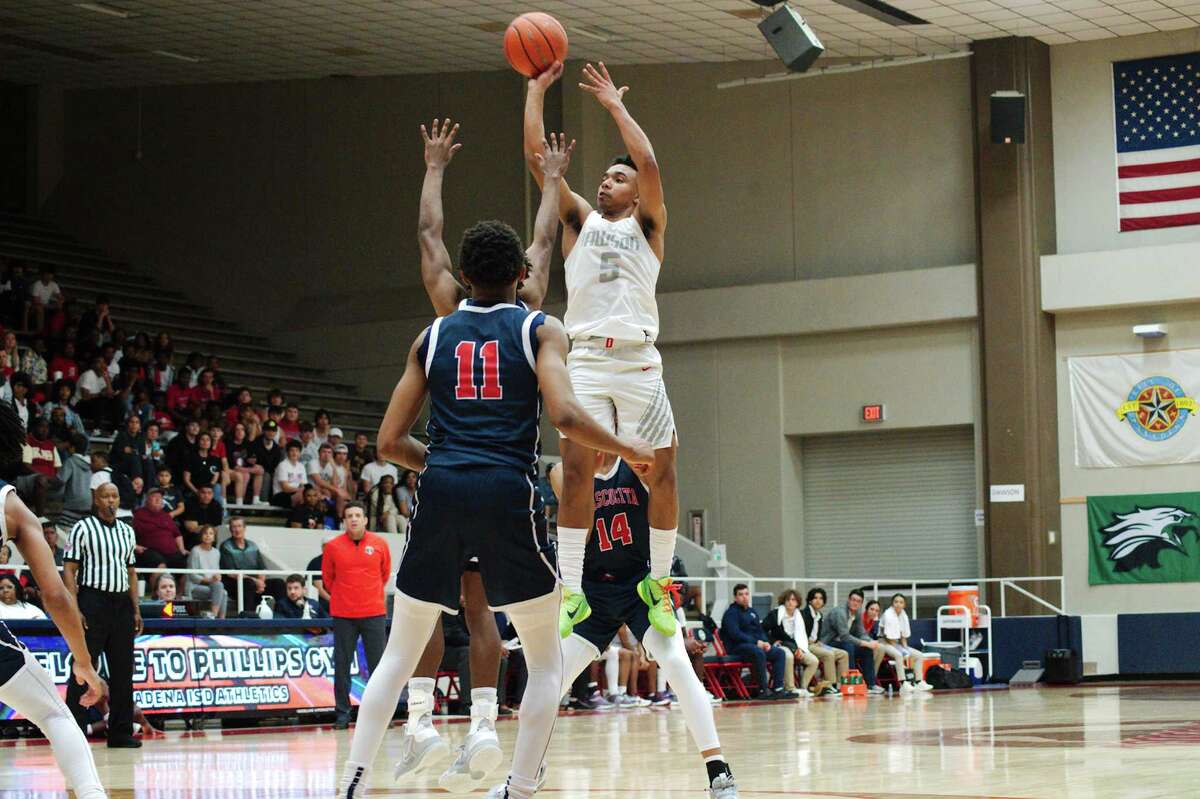 Pearland Dawson Eagles topple Atascocita Eagles in area round