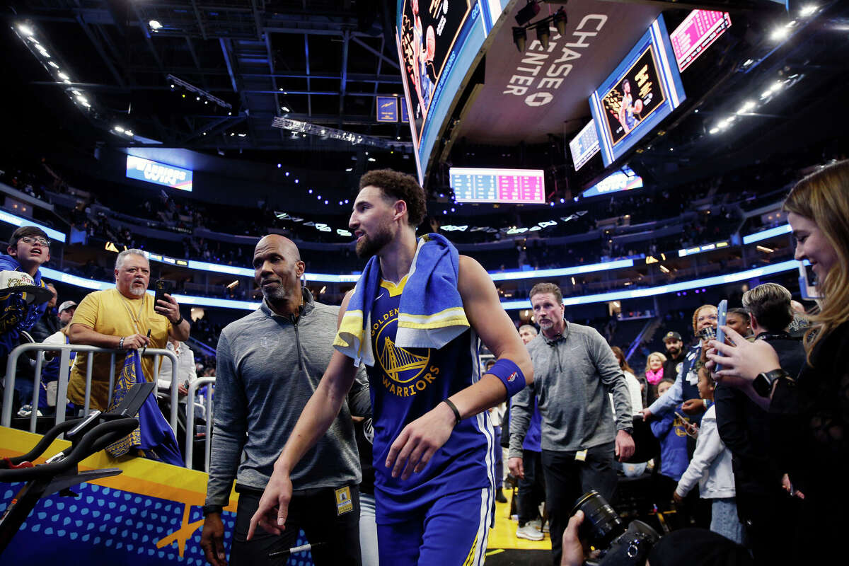 Golden State Warriors' 3-pointers sink Houston Rockets, again