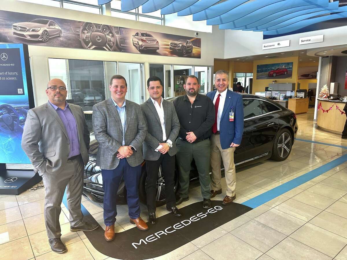 UISD, Powell-Watson name prizes for Teachers of the Year