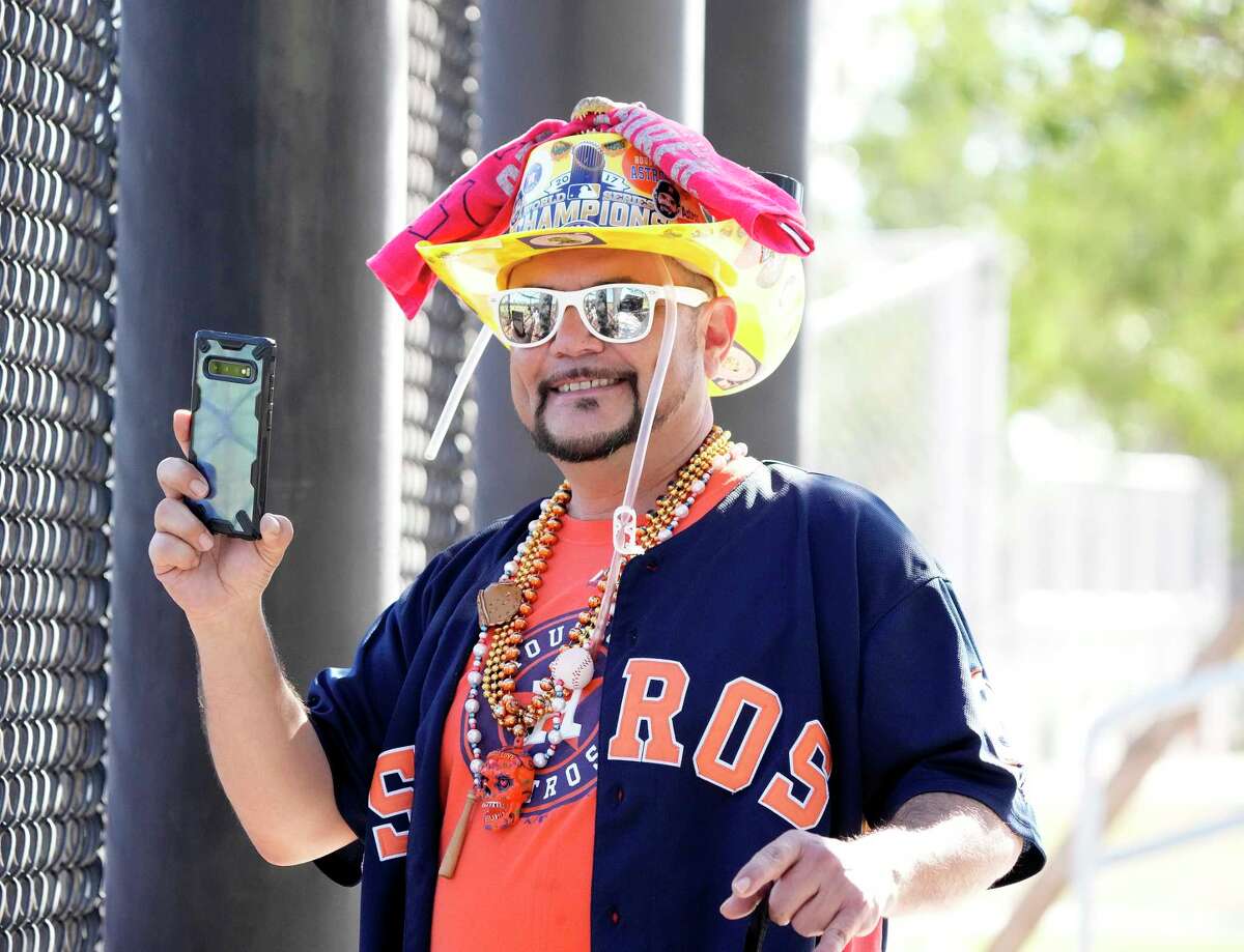 Houston Astros get first look at MLB's new pitch clock
