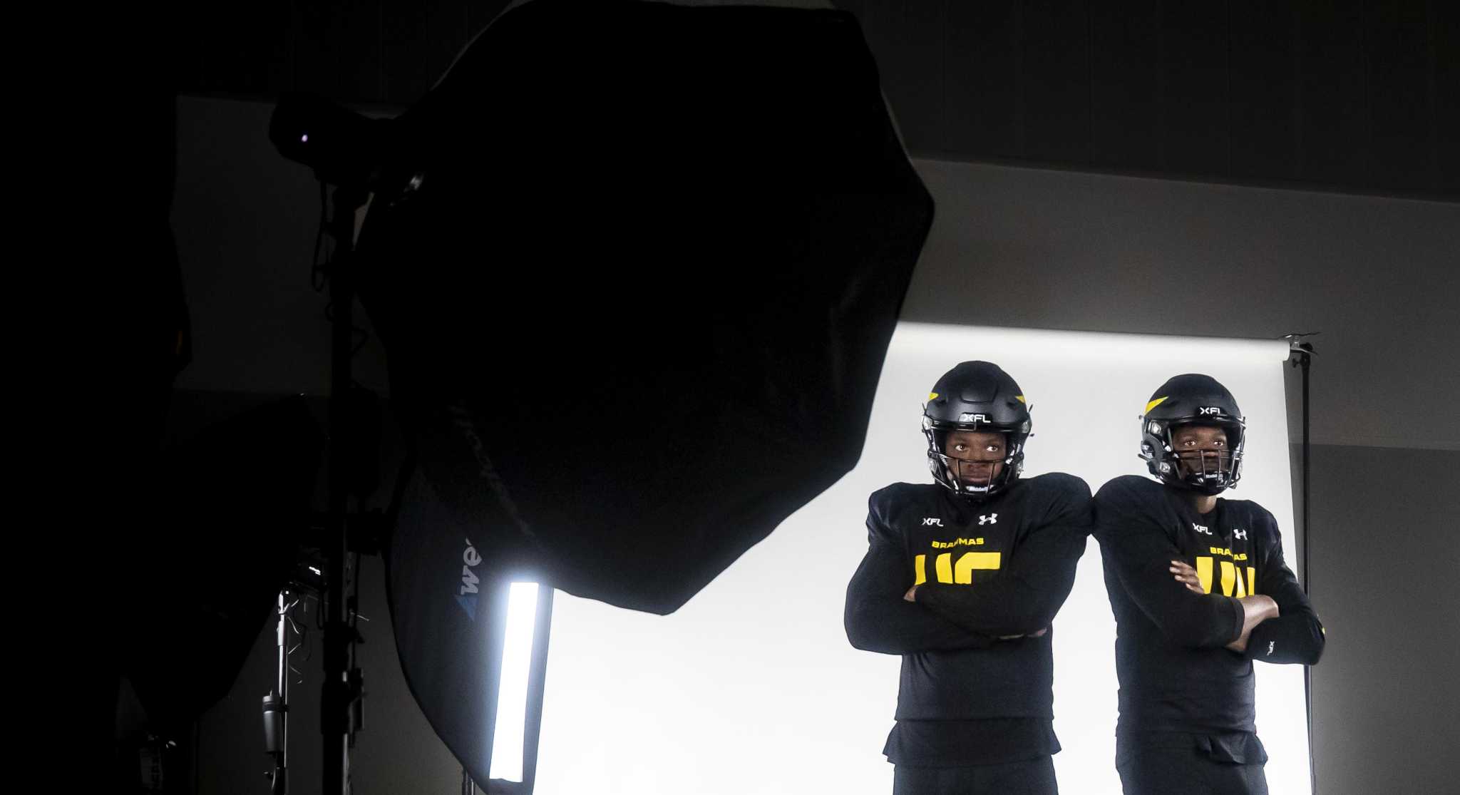 Twin brothers Delontae, Mike Scott highlight San Antonio Brahmas’ pass rush