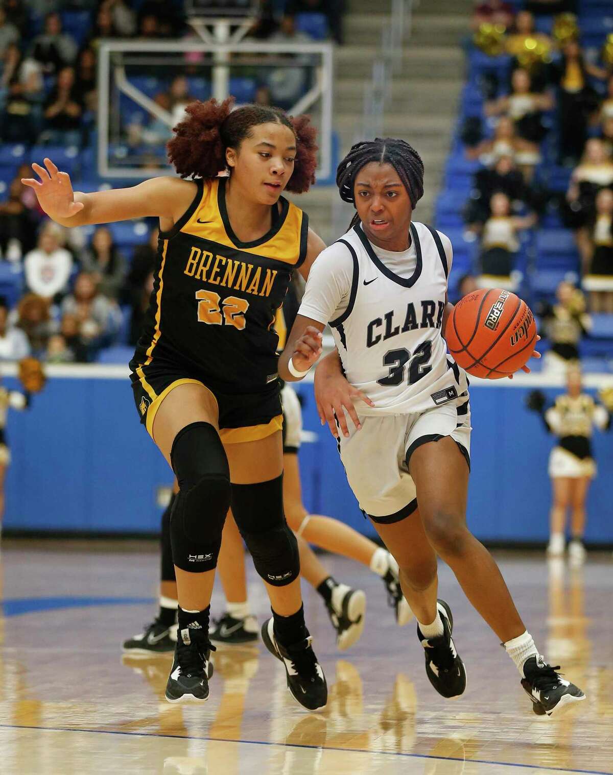 Girls basketball: Clark clinches back-to-back regional titles