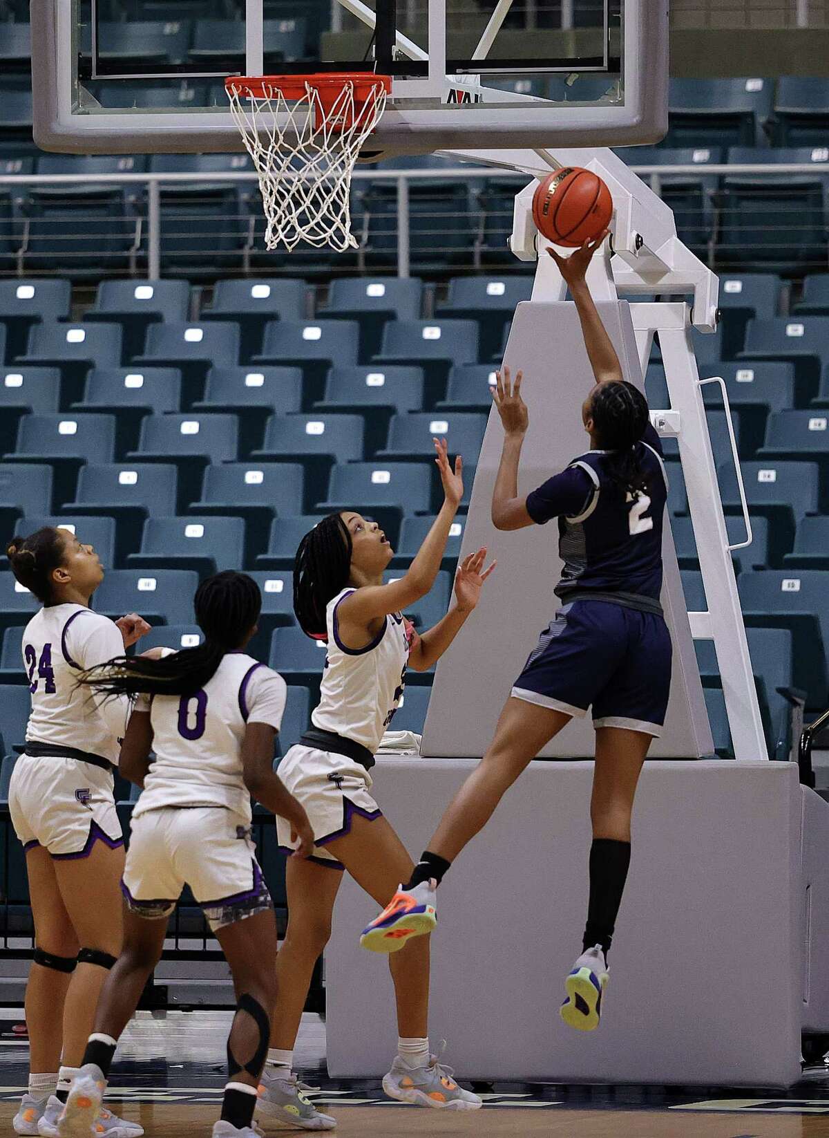 Fulshear edges Hendrickson for first regional crown