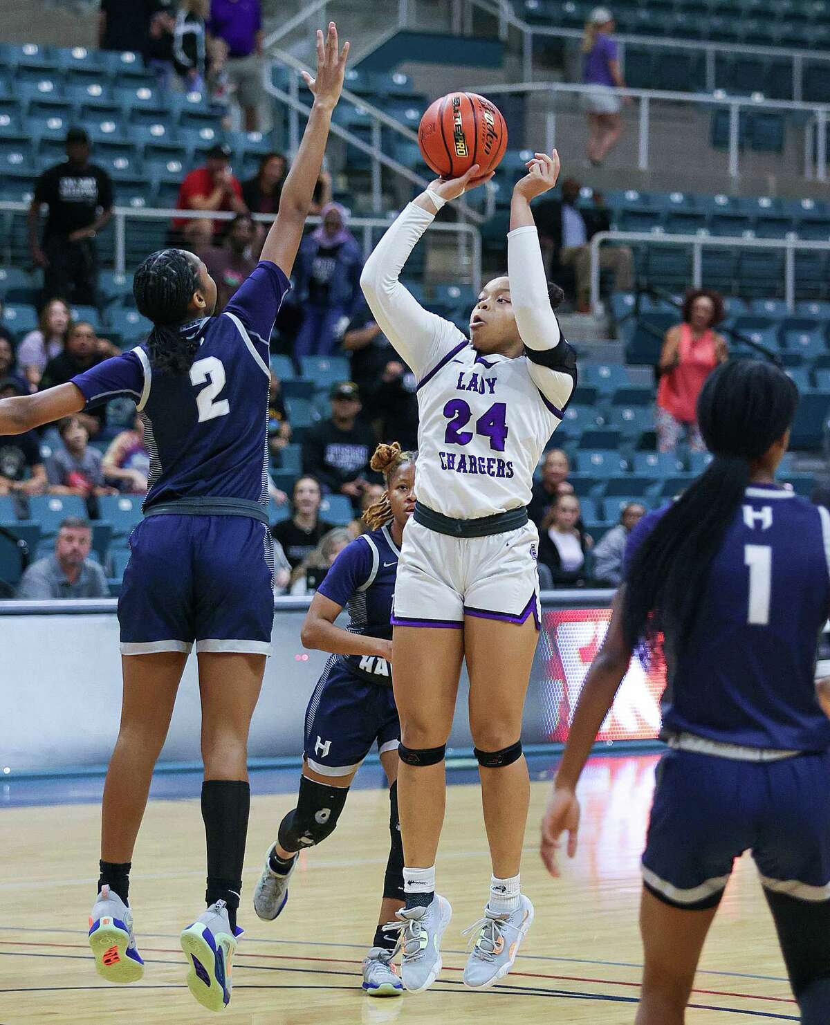 Fulshear edges Hendrickson for first regional crown