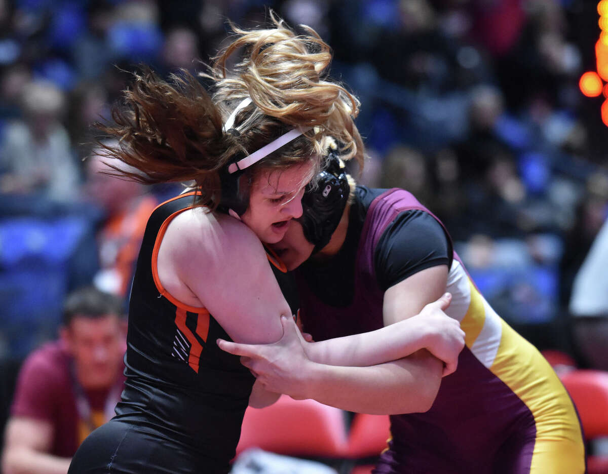 Edwardsville's Mackenzie Pratt wins program's first state championship