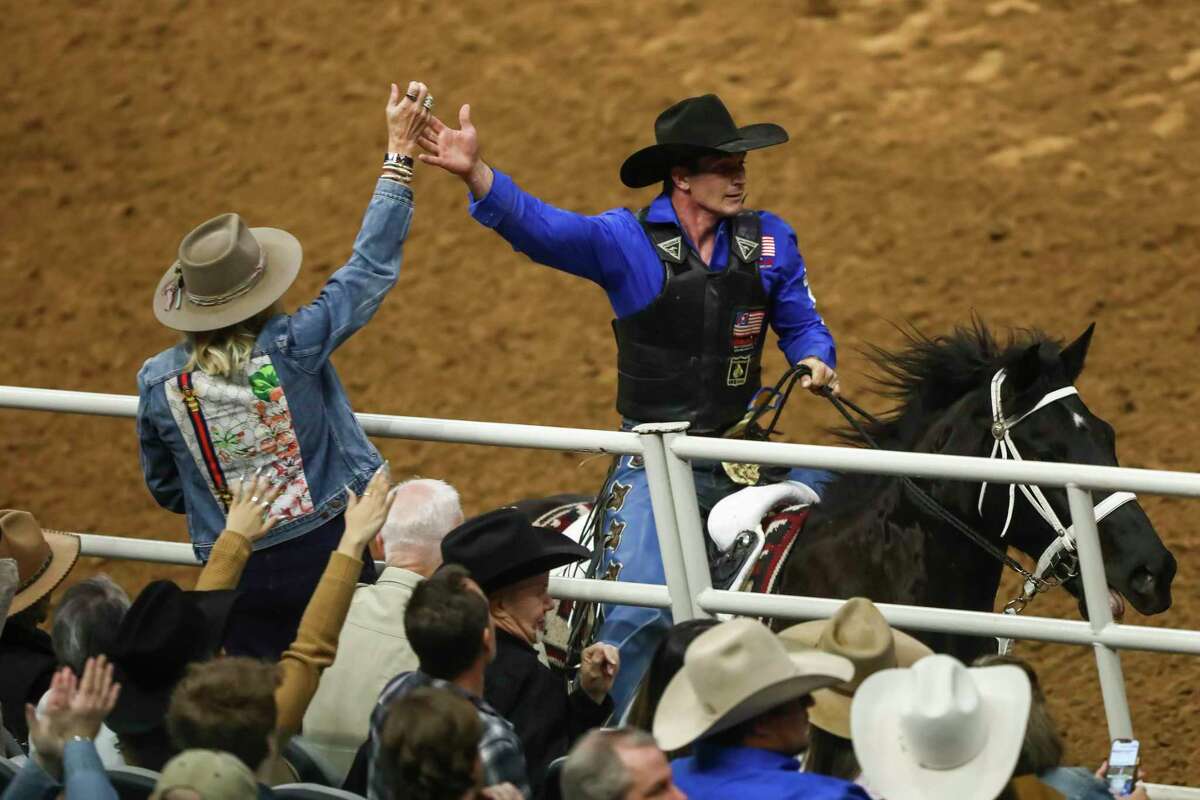 San Antonio Rodeo says it won't leave AT&T Center, even if Spurs do