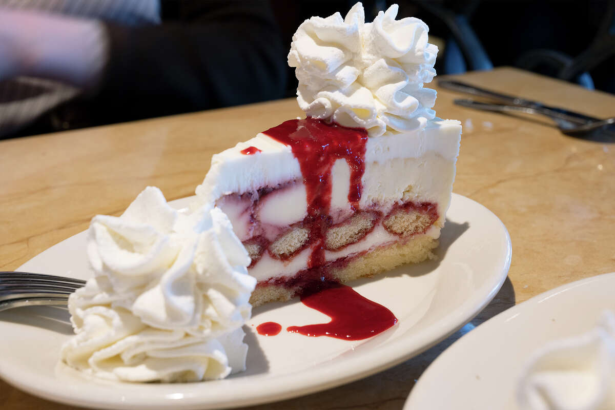 SF Union Square’s Cheesecake Factory really isn’t worth it