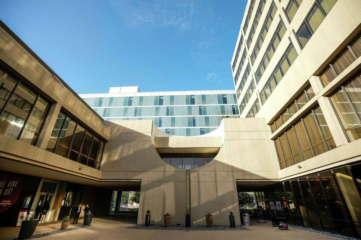 University of Houston Hilton College opens new tower, renovated spaces