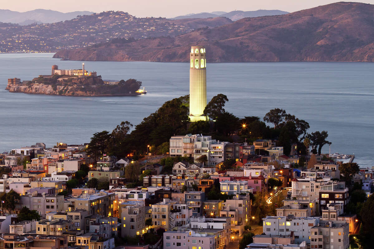 What it looks like inside Coit Tower’s former apartment