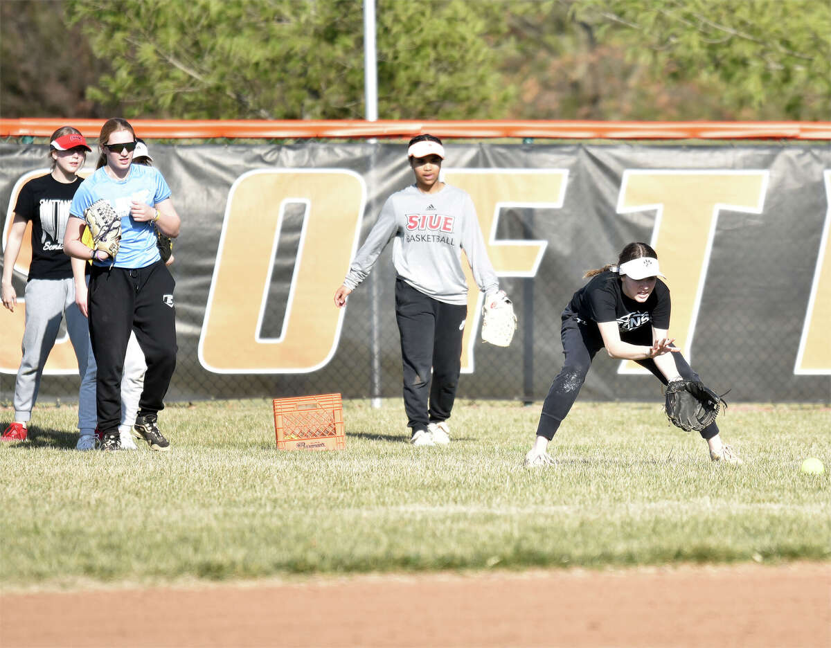 New era starts for Edwardsville softball with Happe in charge