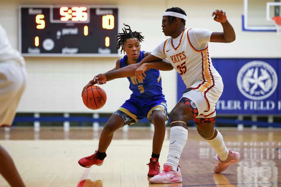 Houston boys basketball: Washington tops Yates, returns to regional