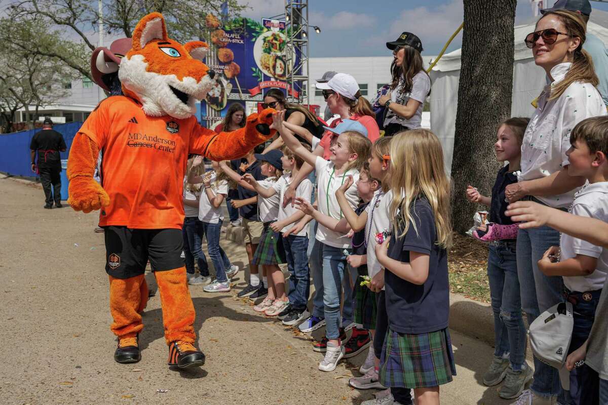 The first day of Houston rodeo was full of families, food, and fun