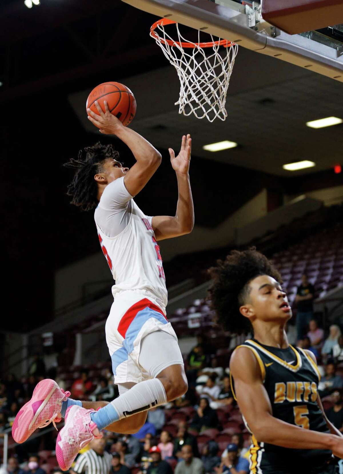 Marshall boys rout Madison to advance to Region III-5A tournament