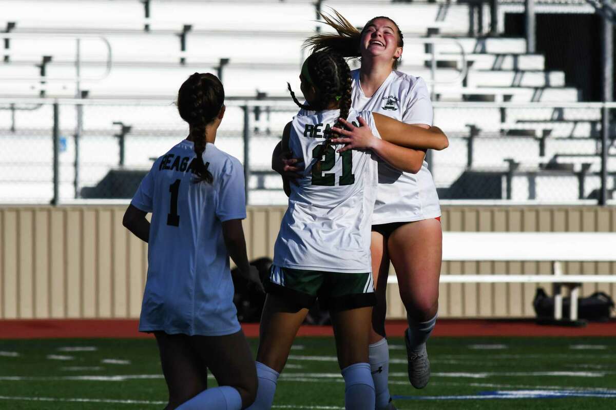 Girls soccer: Reagan blanks Madison 6-0 for Senior Night win