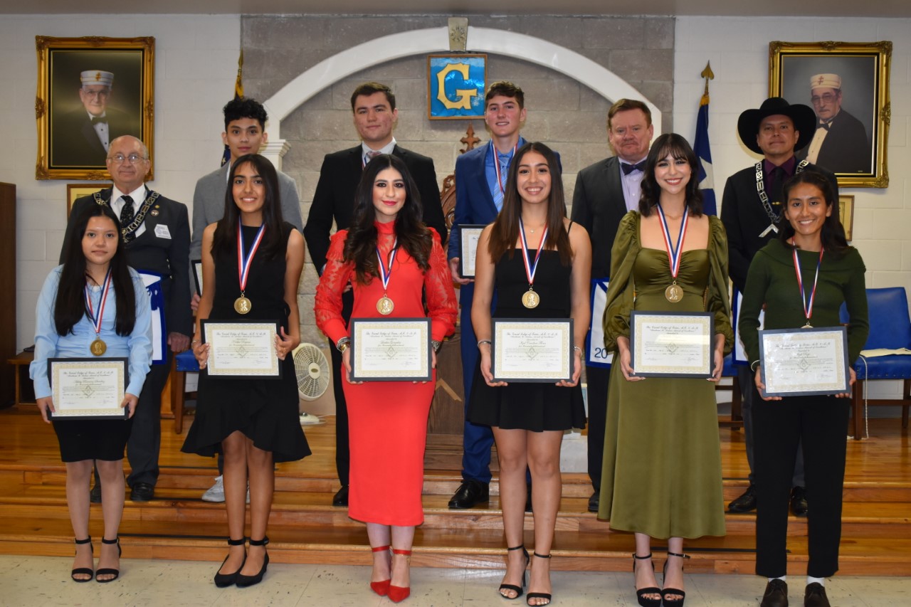 High school students receive Lamar Award from Laredo Masonic Lodge