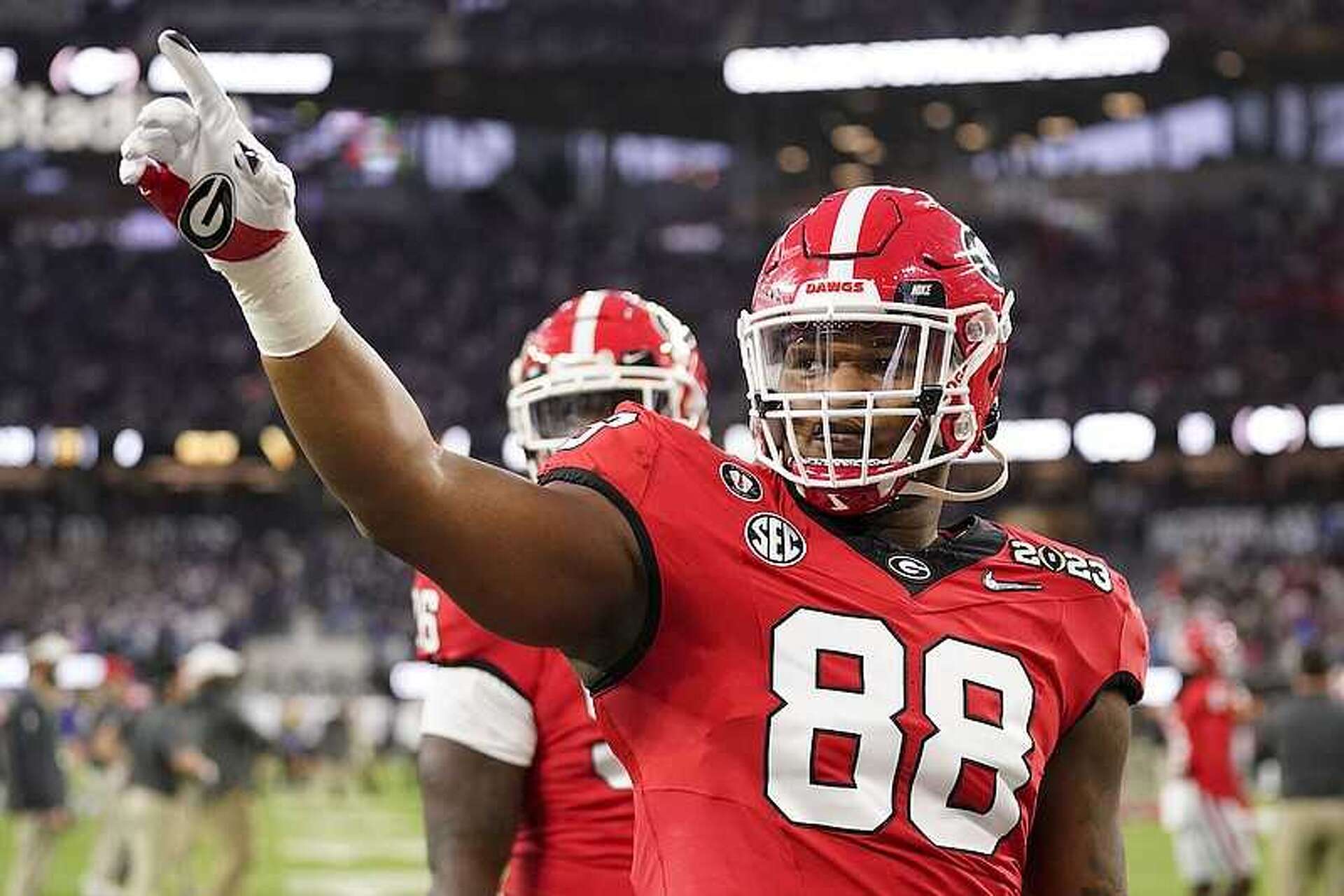 Arrest warrant issued for former University of Georgia football star ...