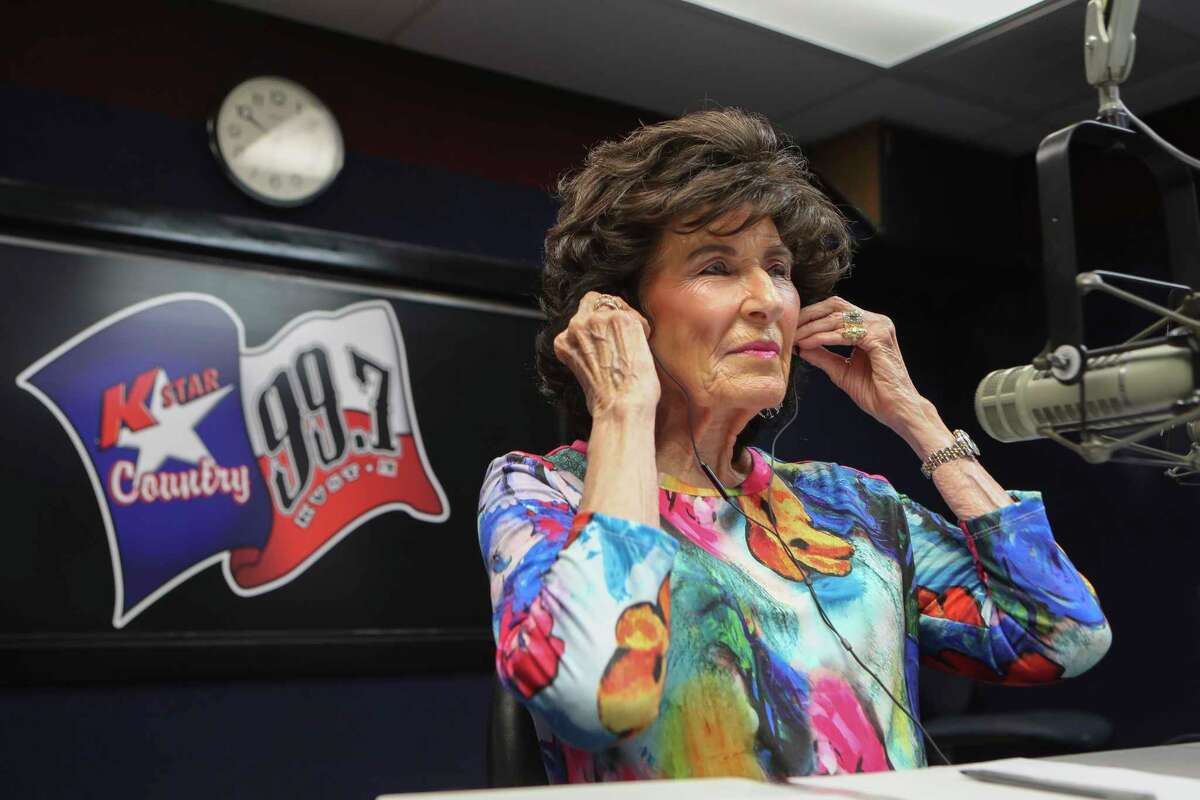Conroe radio personality Mary McCoy now holds Guinness World Record