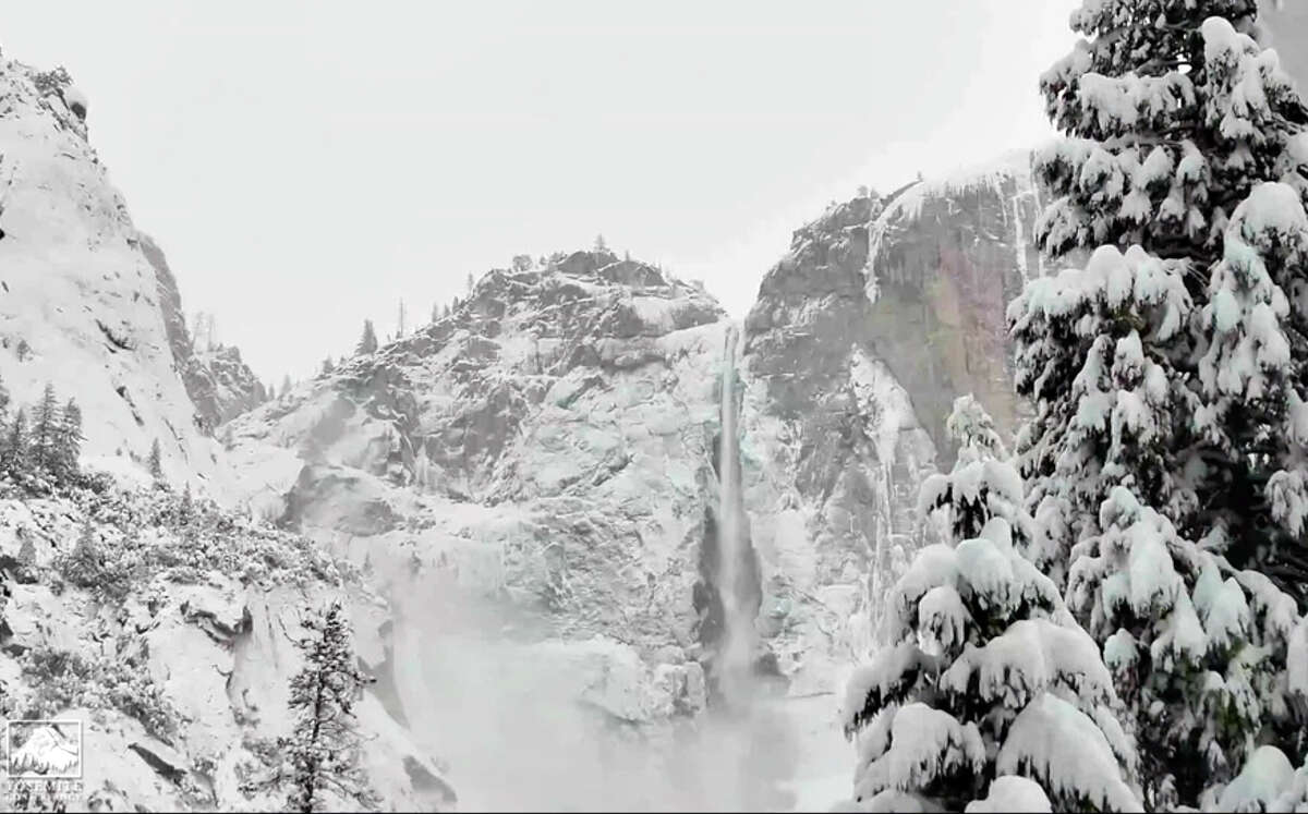 Yosemite snow totals smash 54-year-old record