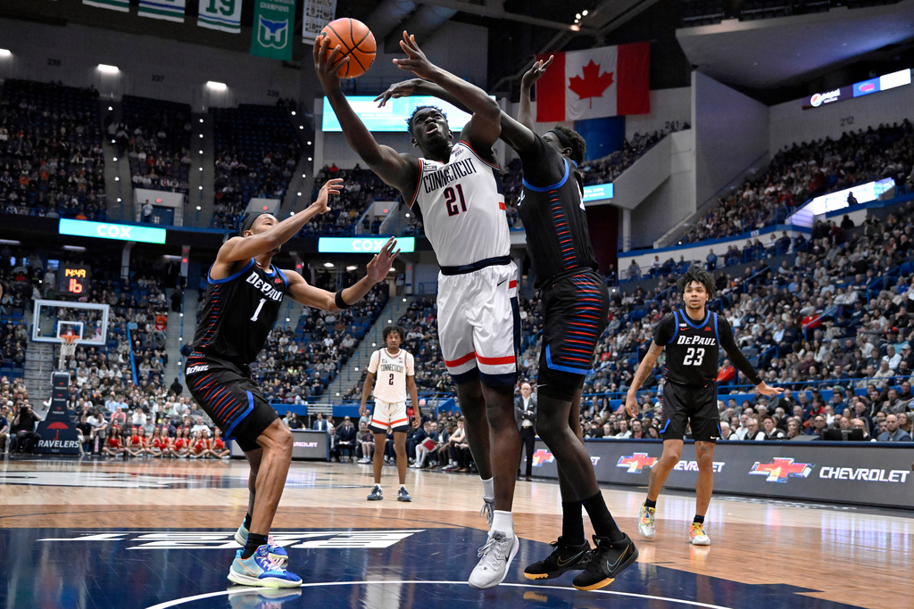 UConn men's basketball with blowout win in home finale