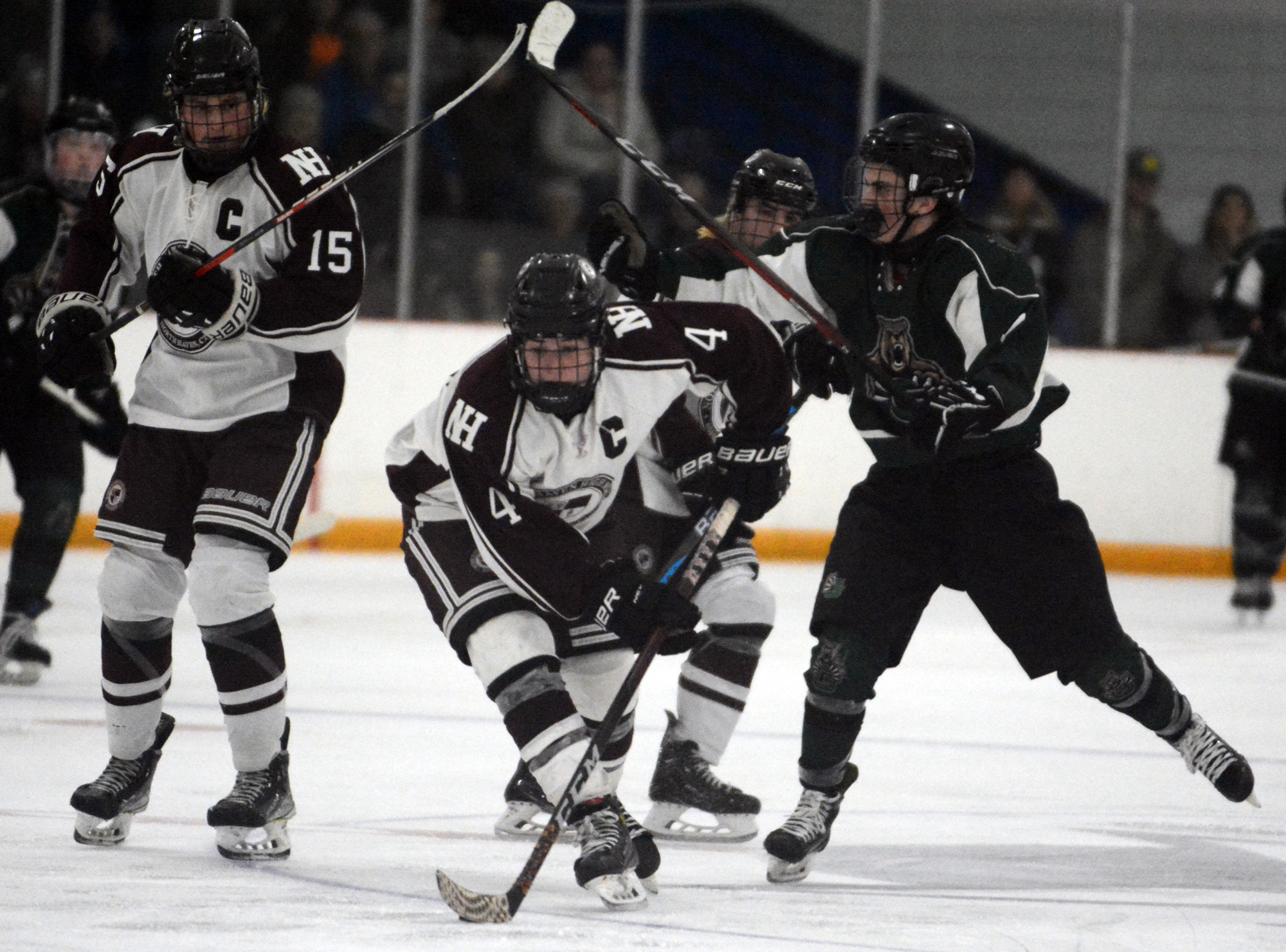 North Haven boys hockey advances to fourth-straight SCC final.